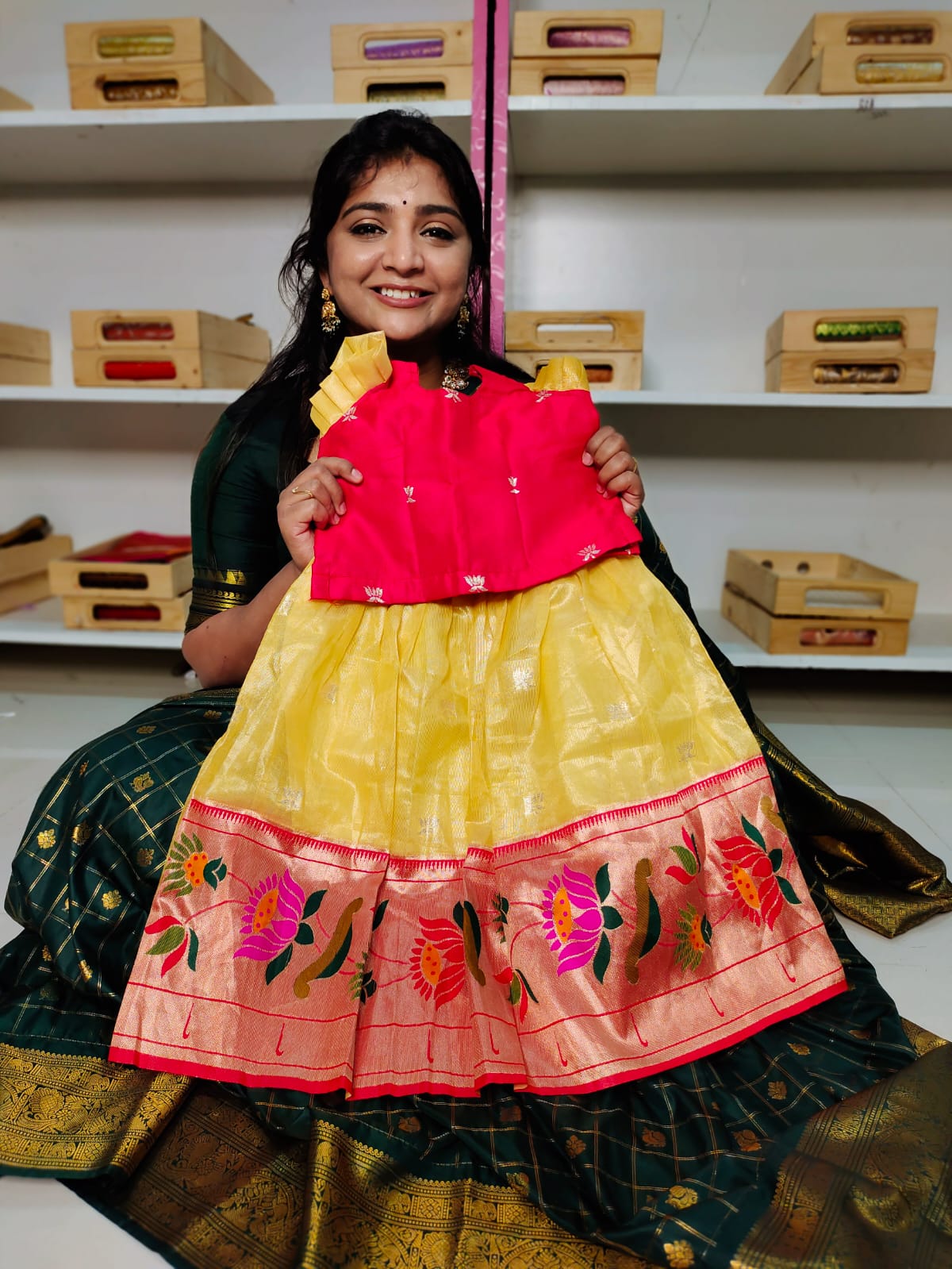 VL PAITHANI1 -Y1 – VIRADHYA LABEL